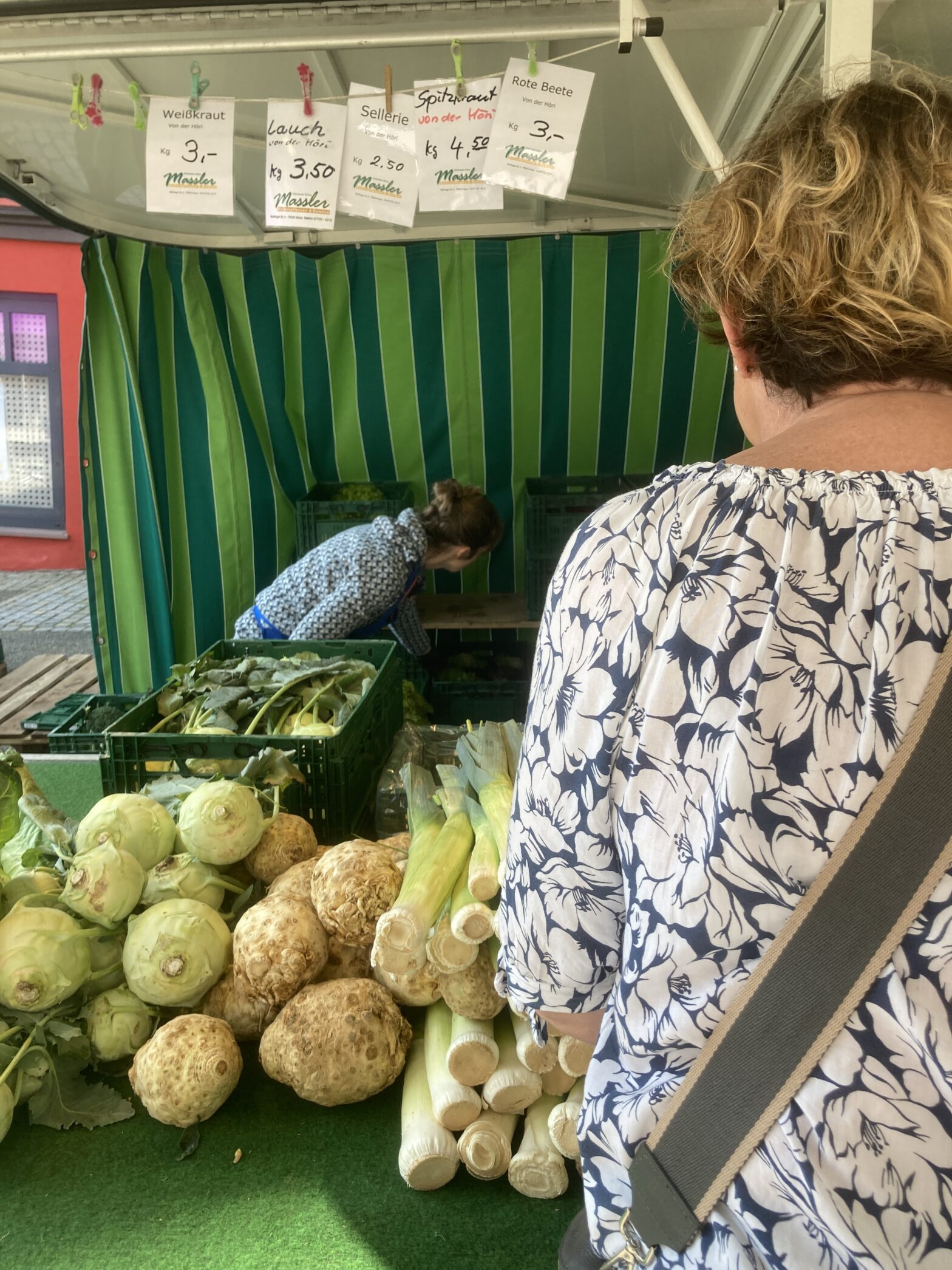 Auf dem Wochenmarkt einkaufen — Nachhaltig4future